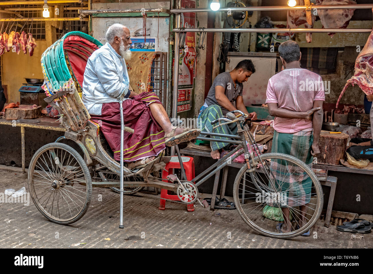 Street Scenes in old Dhaka, Bangladesh Stock Photo - Alamy