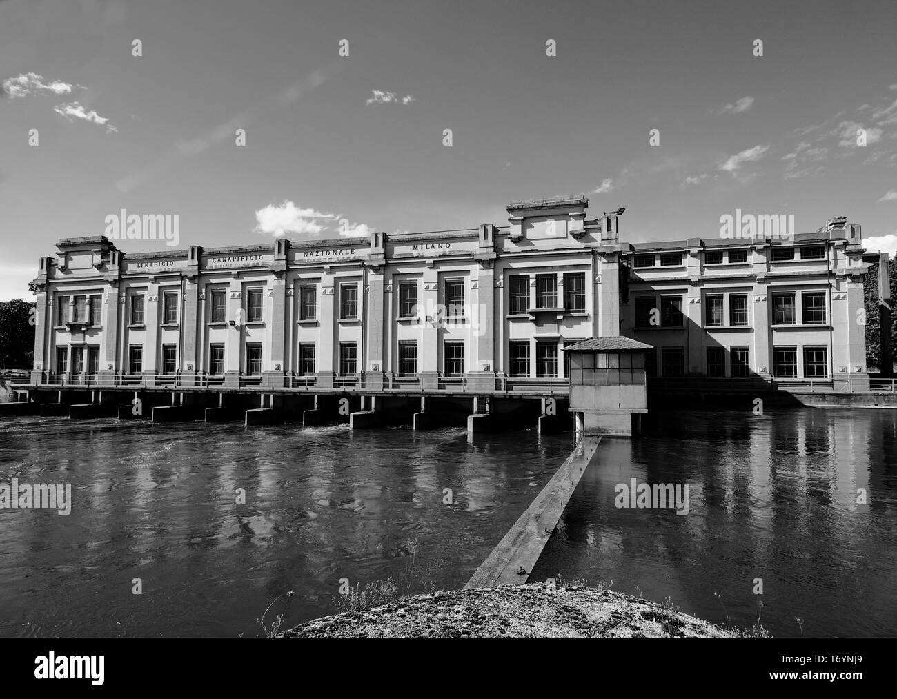 Ponte fabbrica hi-res stock photography and images - Alamy