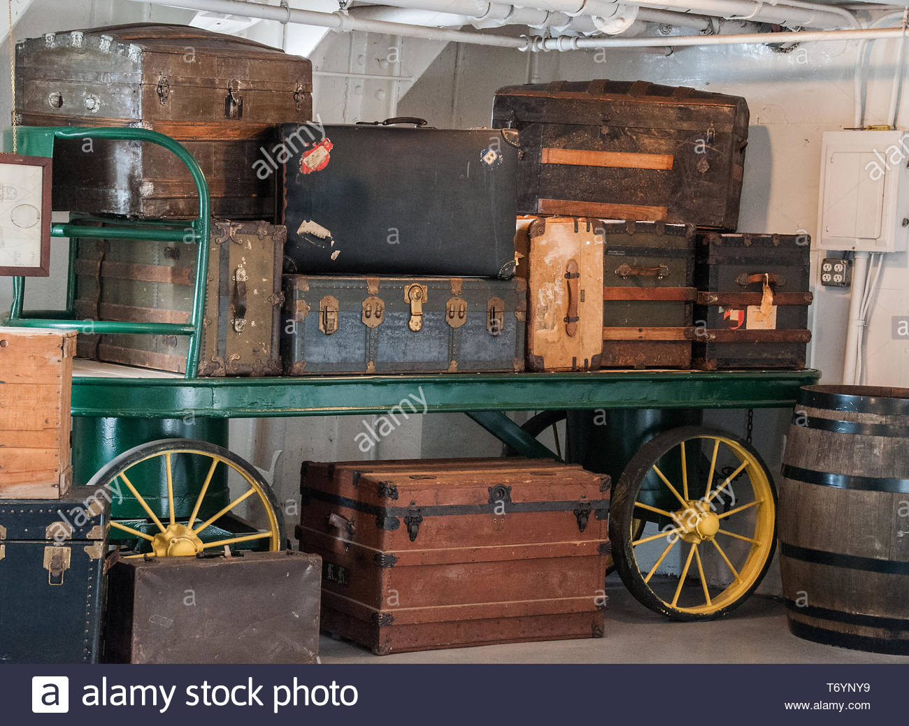 Baggage Wagon High Resolution Stock Photography and Images - Alamy