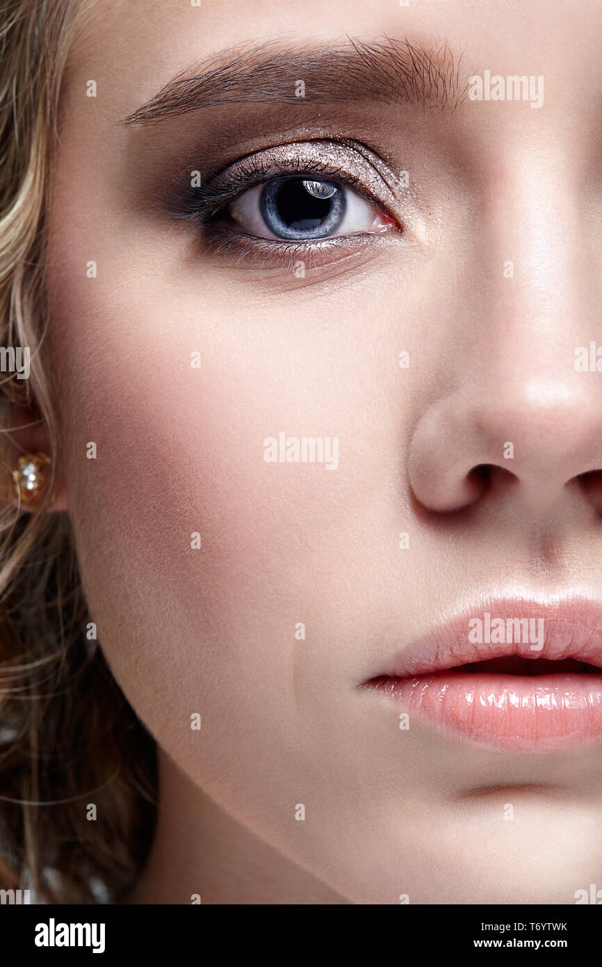 Human wide open blue eye hi-res stock photography and images - Alamy