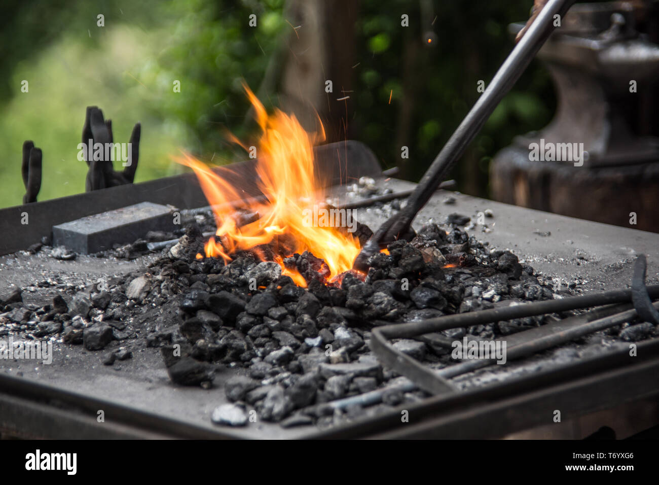 Fire flames smoke hi-res stock photography and images - Alamy