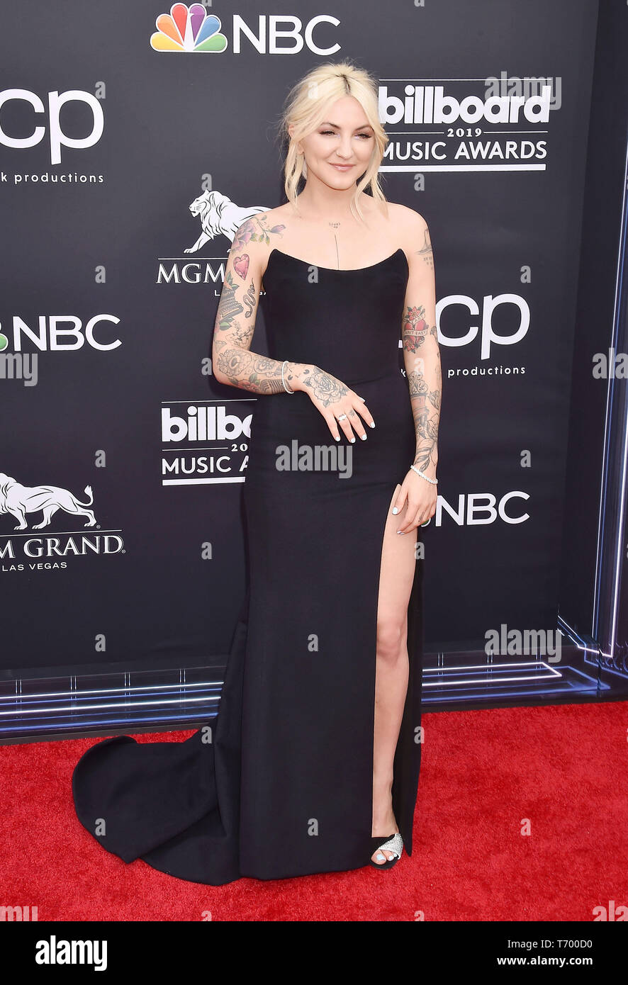 LAS VEGAS, NV - MAY 01: Julia Michaels attends the 2019 Billboard Music ...