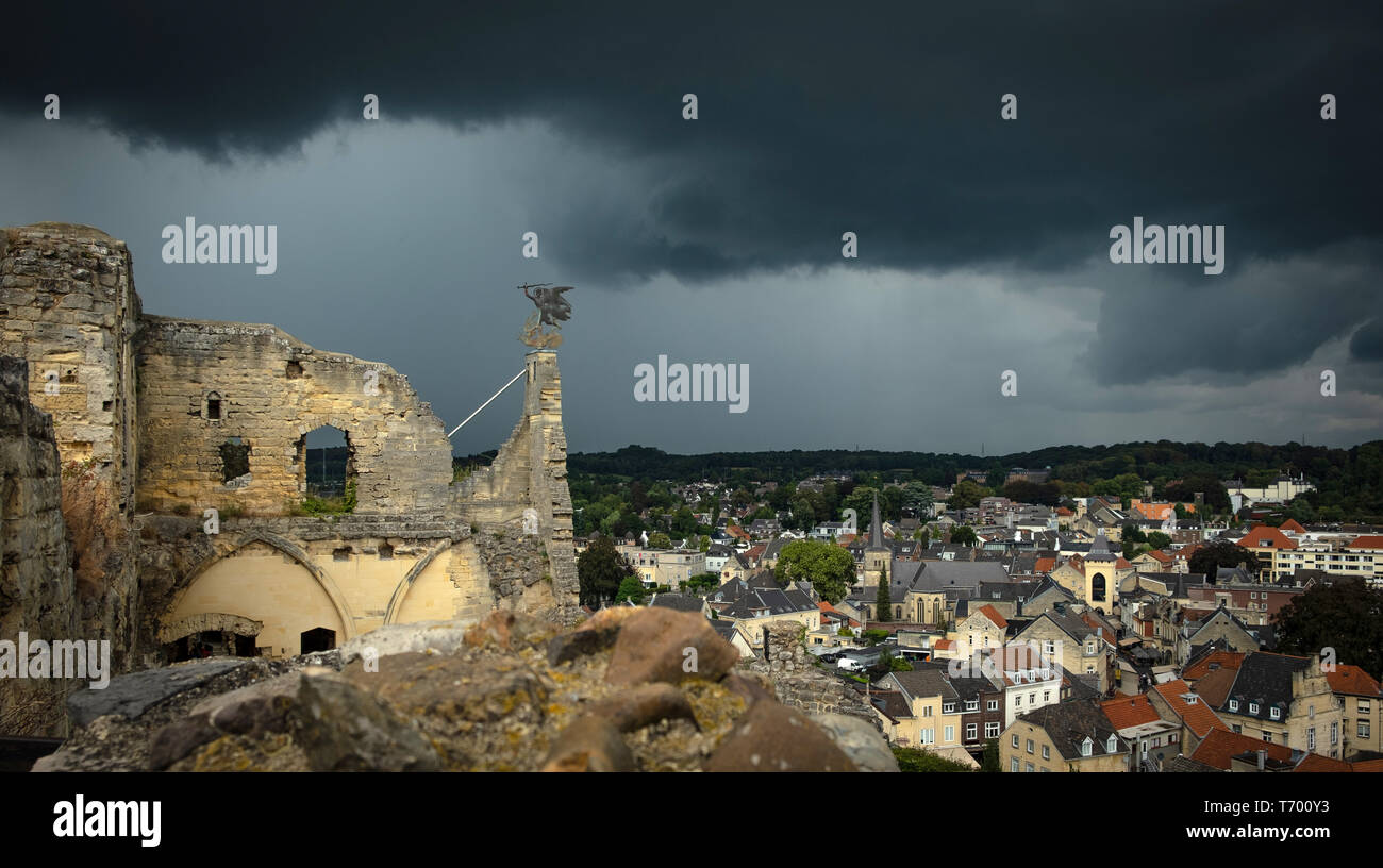 Valkenburg castle hi-res stock photography and images - Alamy
