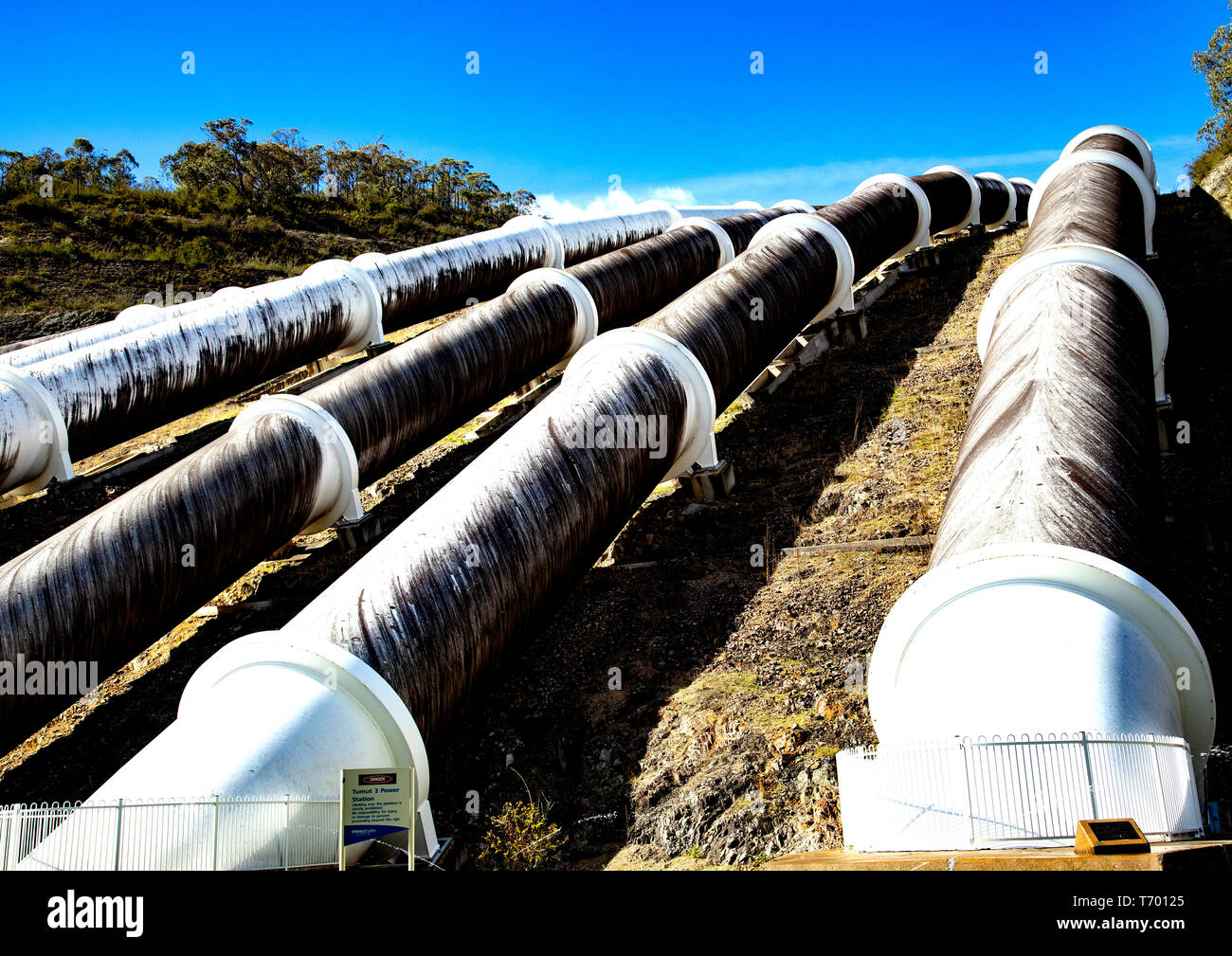 Tumut 3 power station hi-res stock photography and images - Alamy
