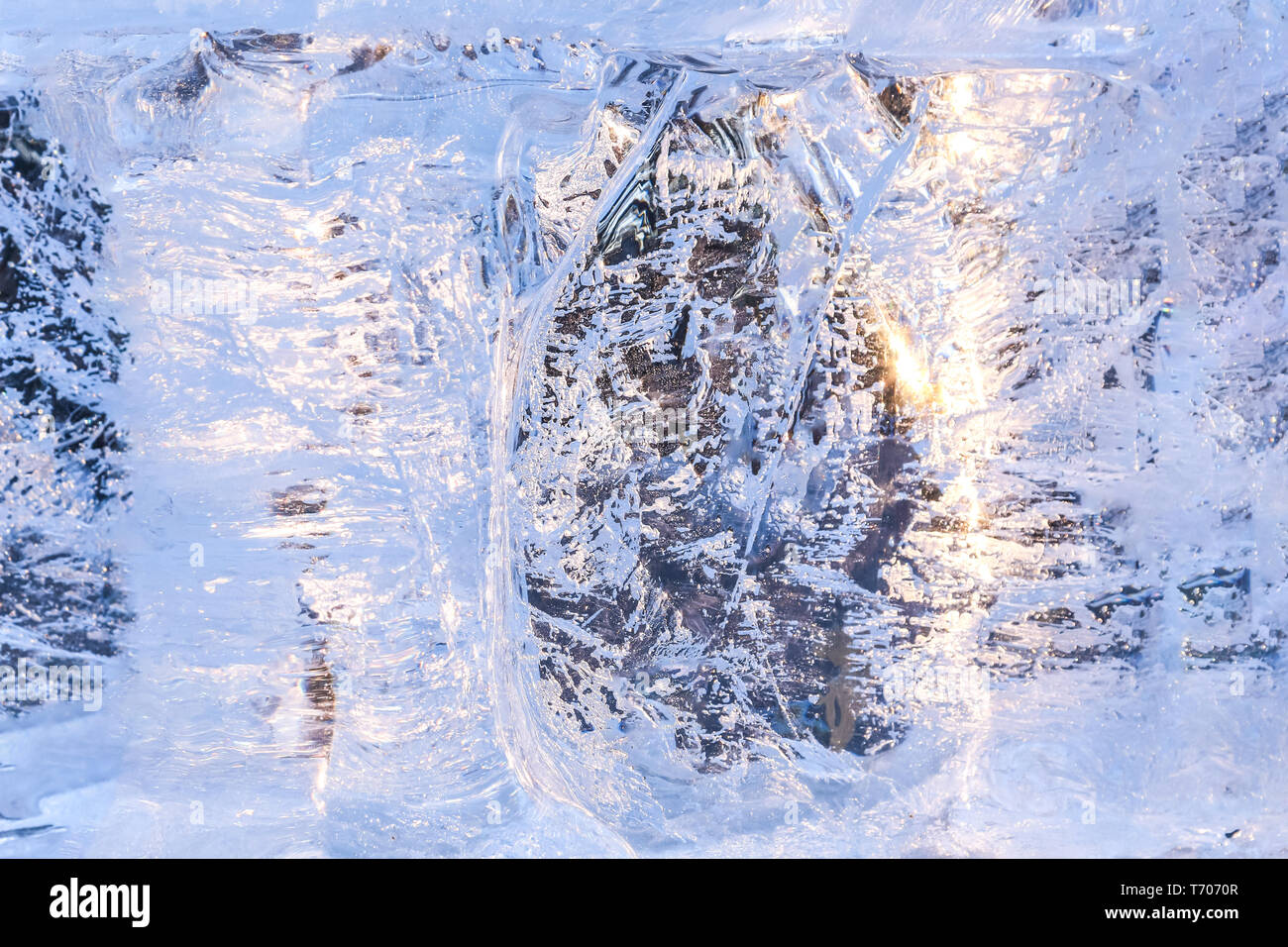Full frame ice background. Backlit with the sun Stock Photo - Alamy