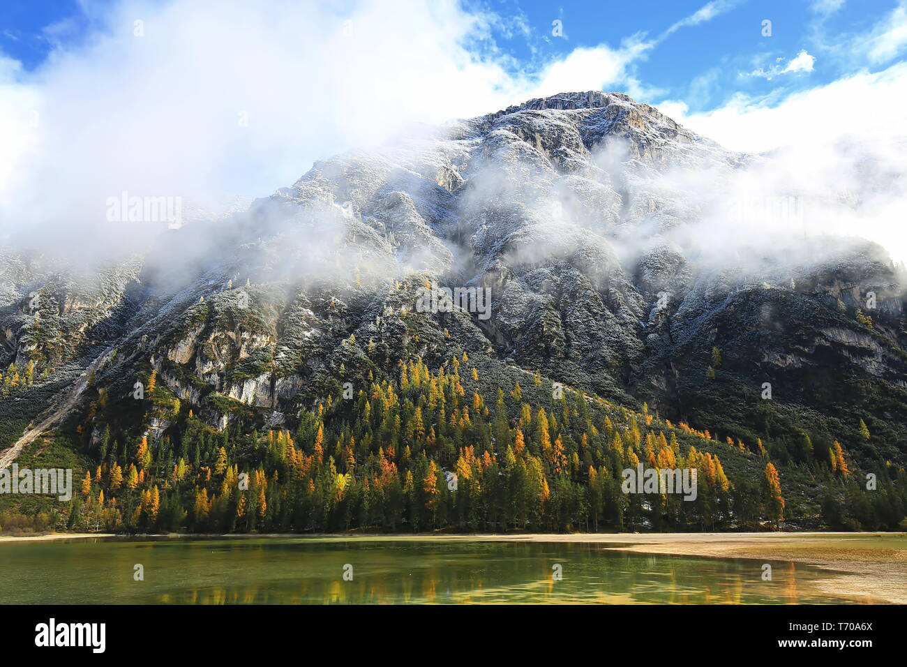 Dobbiaco toblach the landro lake durrensee hi-res stock photography and ...