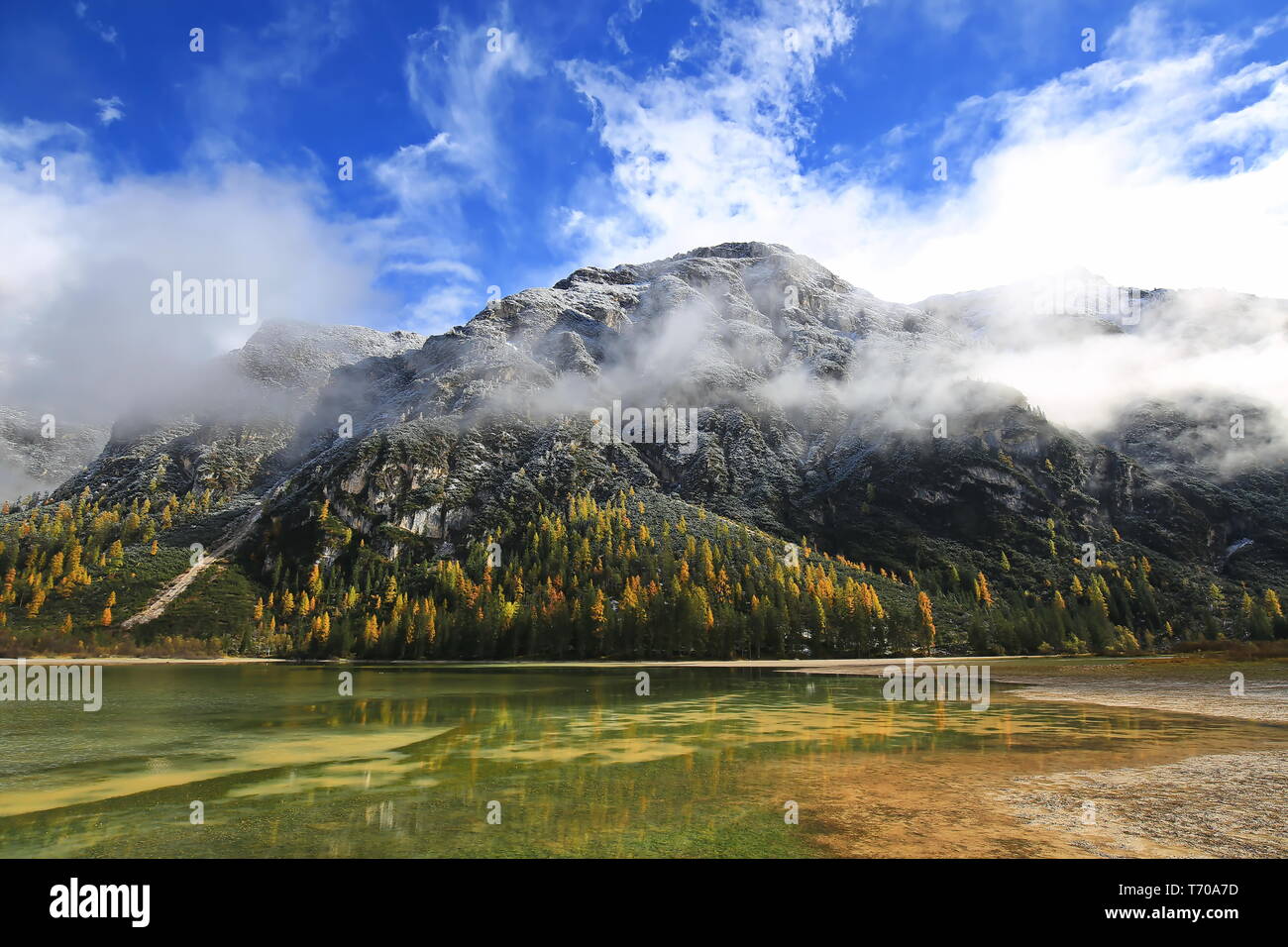Dobbiaco toblach the landro lake durrensee hi-res stock photography and ...