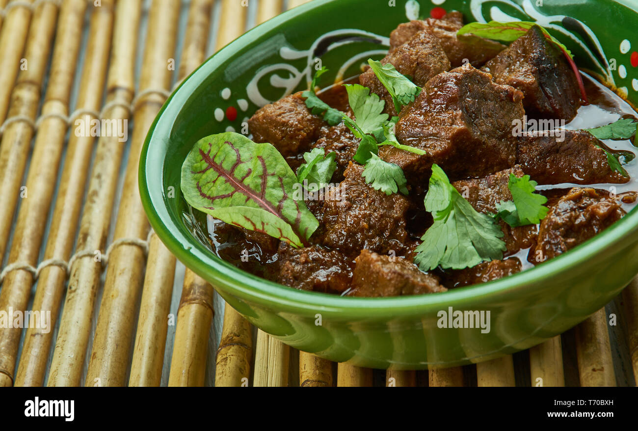Pakistani Tawa mutton Stock Photo - Alamy