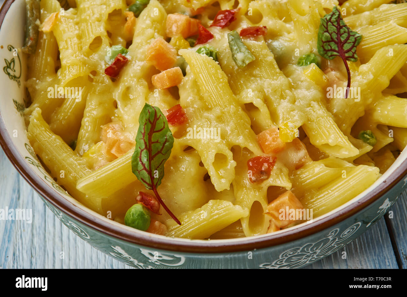 Creamy cheesy sauce top view hi-res stock photography and images - Alamy