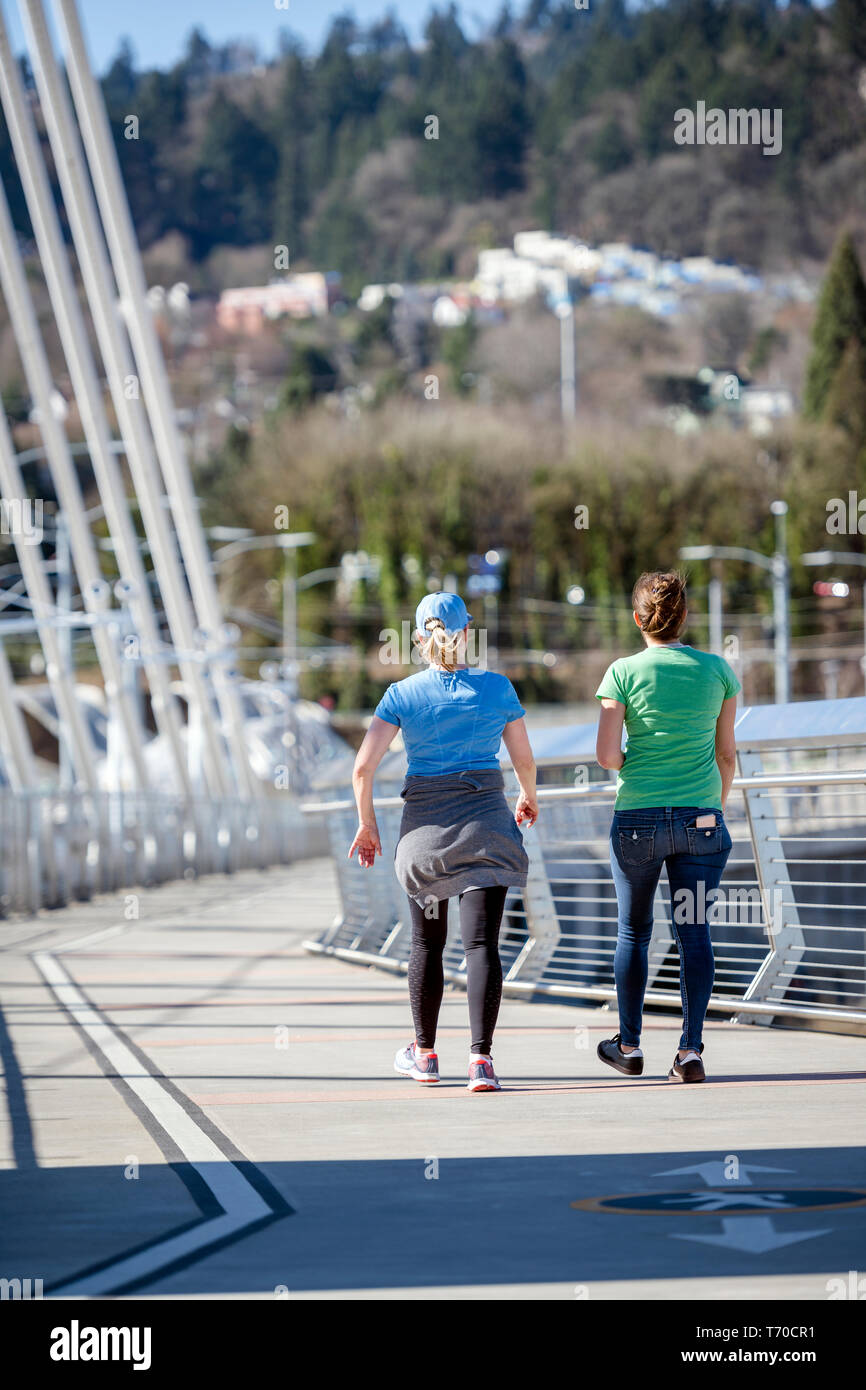 Side step exercise hi-res stock photography and images - Alamy