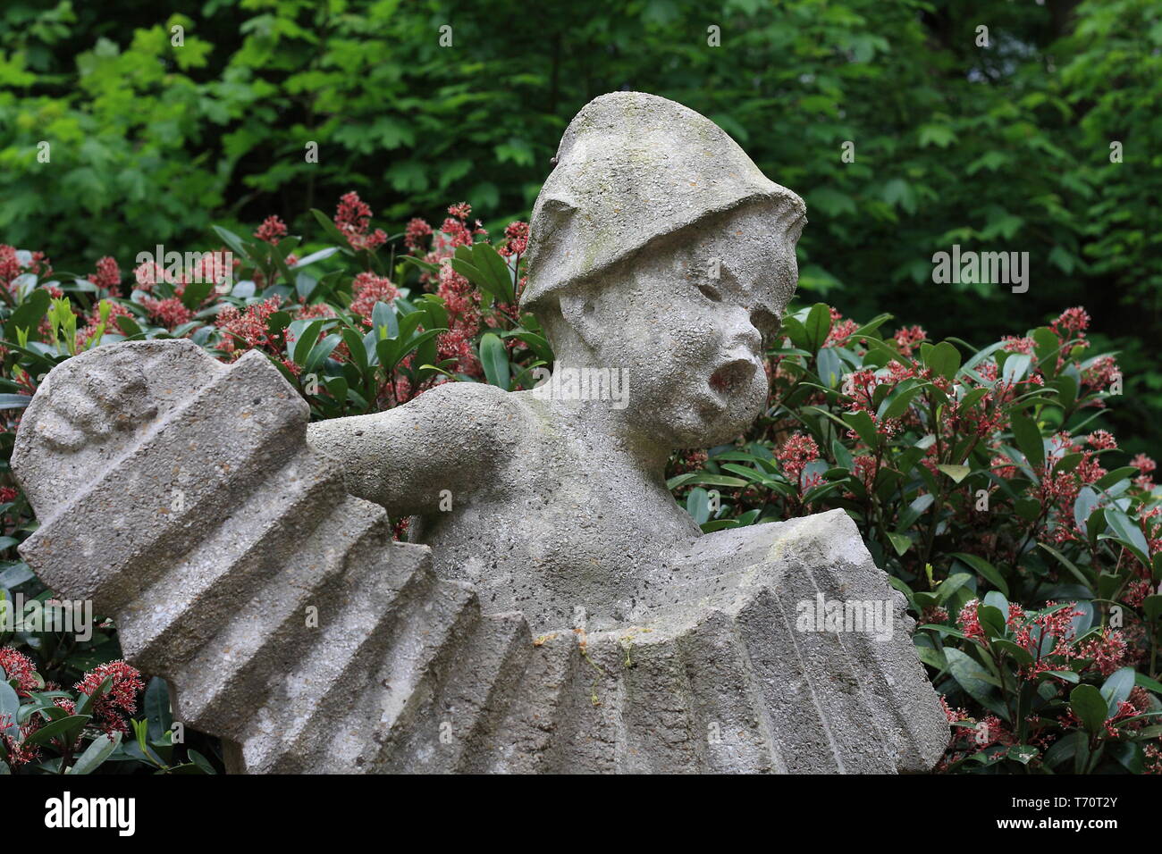 Little musician hi-res stock photography and images - Alamy