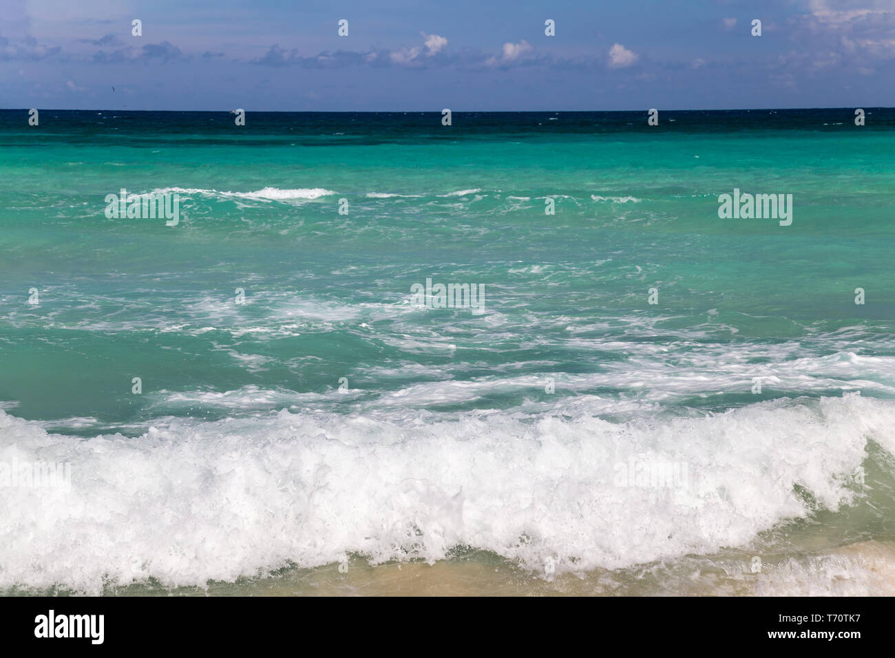 Beautiful turquoise sea waves sandy hi-res stock photography and images ...