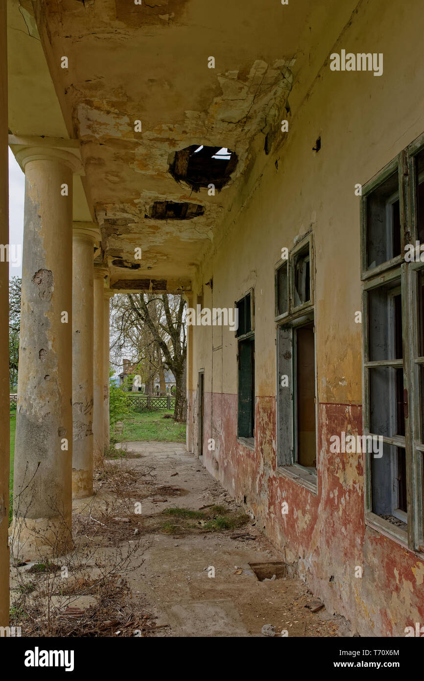 Kornis castle hi-res stock photography and images - Alamy