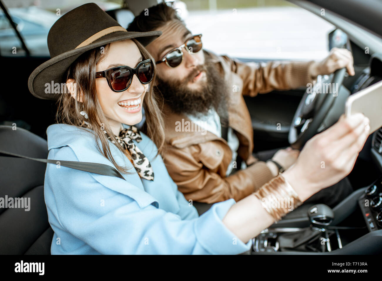 Stylish couple travel hi-res stock photography and images - Alamy