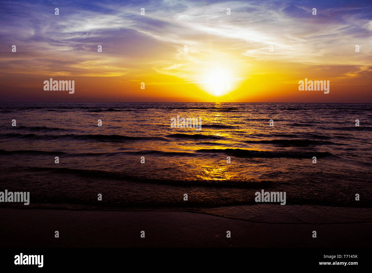 Dramatic Sunset over the Indian Ocean Stock Photo - Alamy