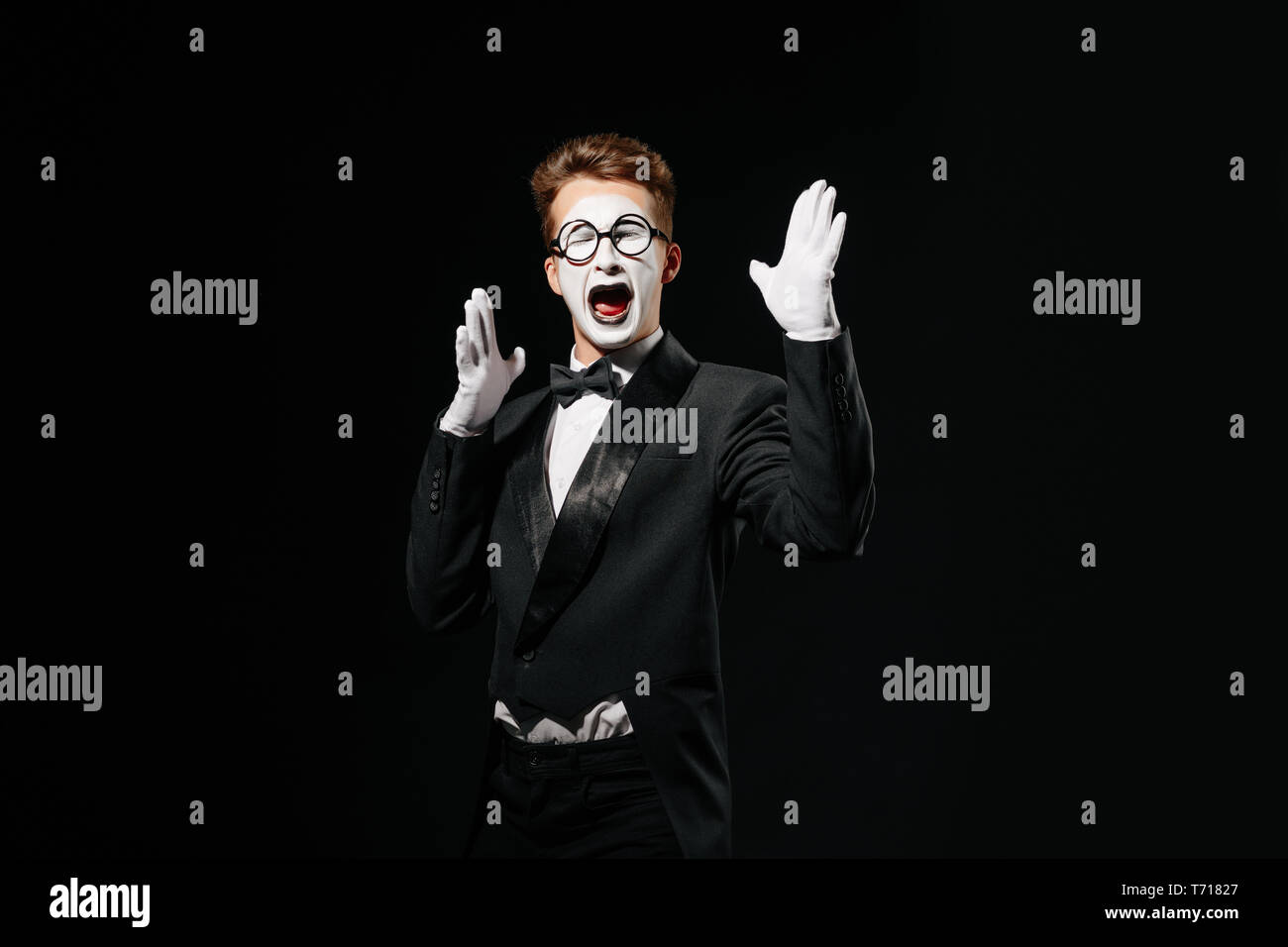 Artistic portrait person screaming hi-res stock photography and images ...