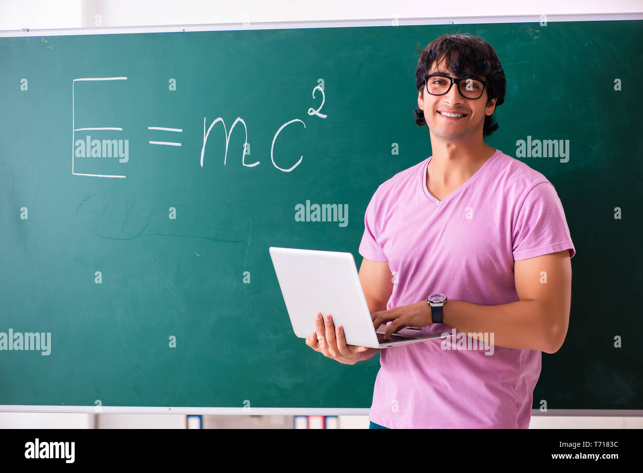 Einstein physicist computer hi-res stock photography and images - Alamy