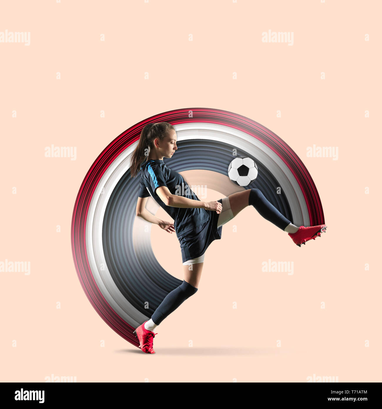 Movement of knee in sport hi-res stock photography and images - Alamy