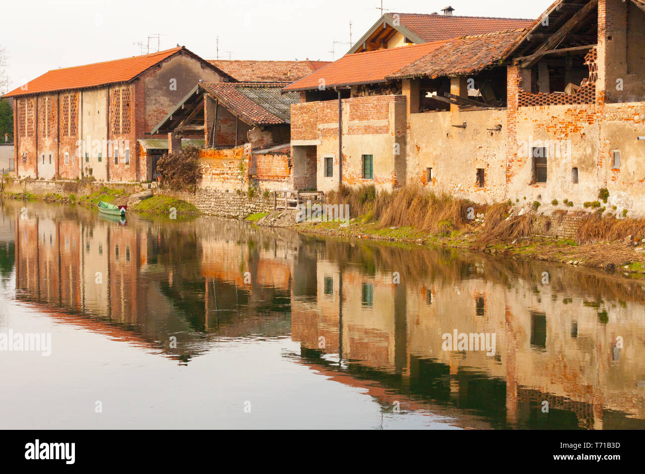 Old waterway hi-res stock photography and images - Alamy