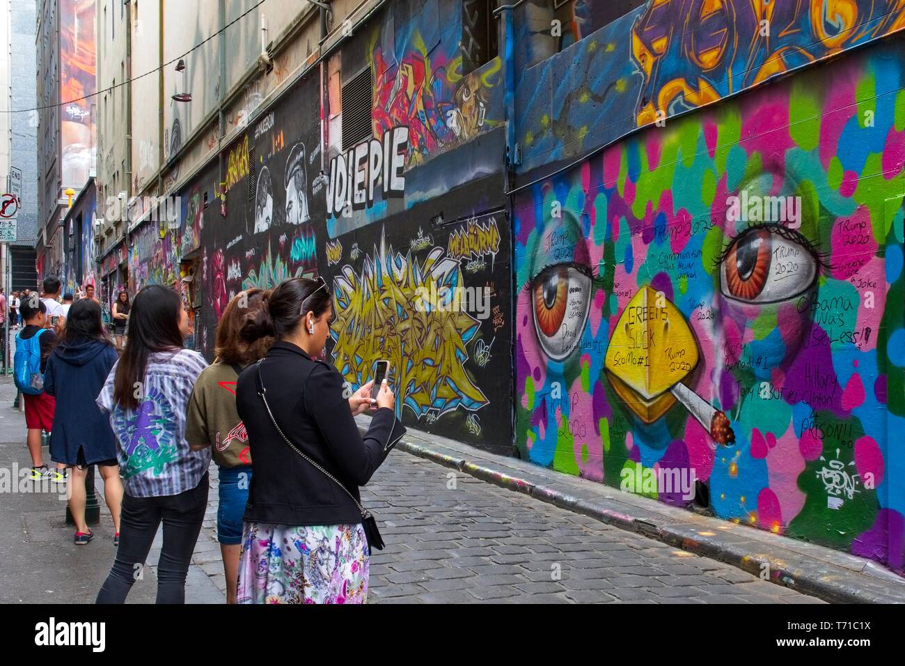 Admiring the colourful (colorful) street art in Hosier Lane, Melbourne ...