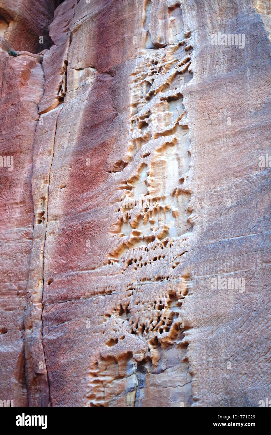 Rock wall in Petra, Jordan Stock Photo - Alamy