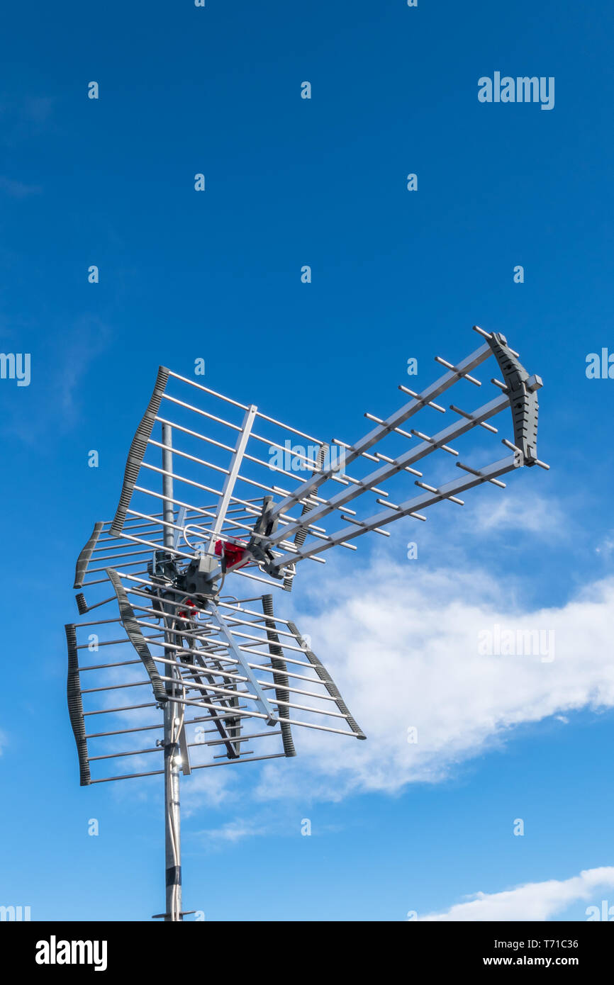 Broadcast programming hi-res stock photography and images - Alamy