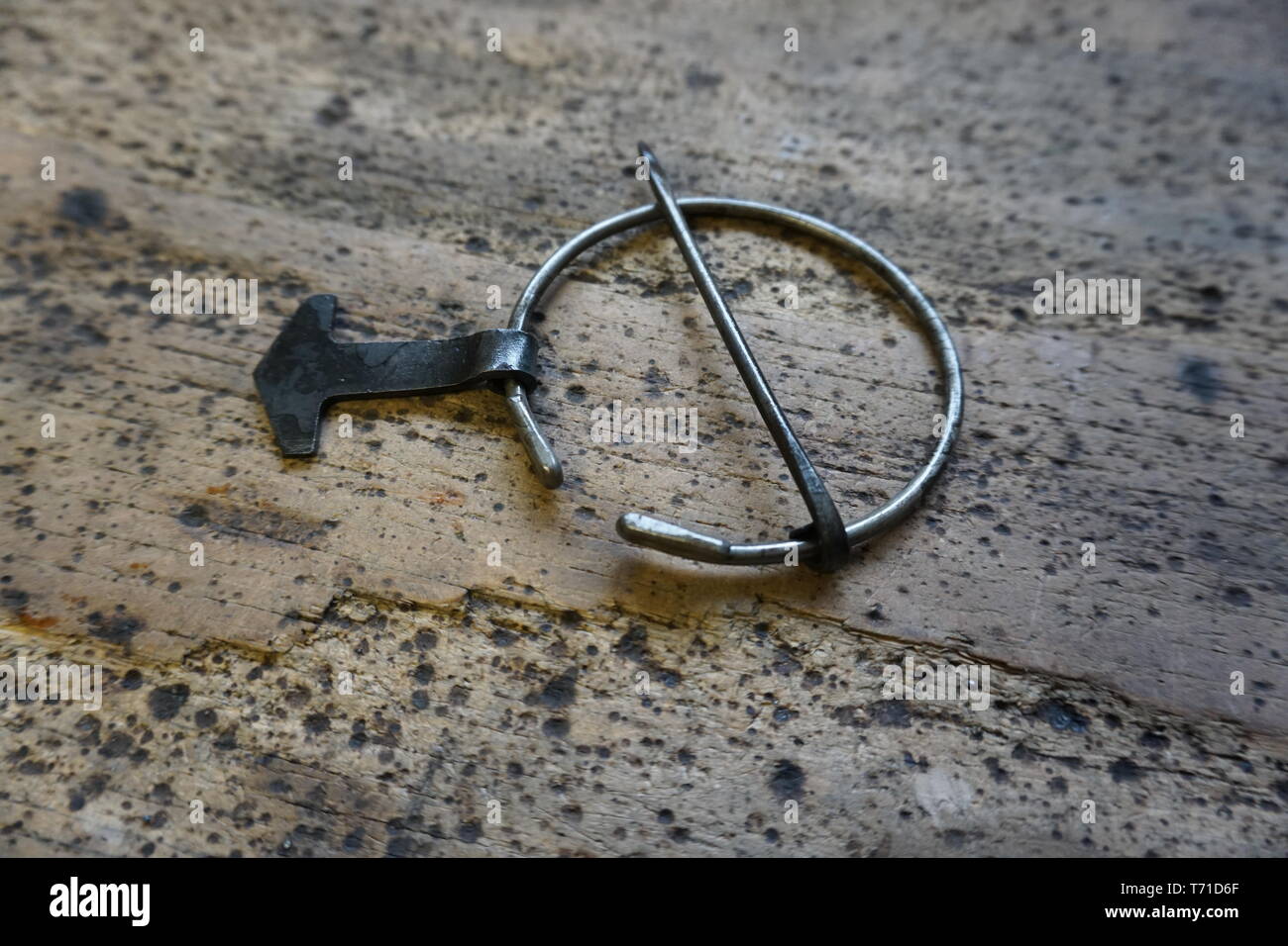 Viking dress pin hi-res stock photography and images - Alamy