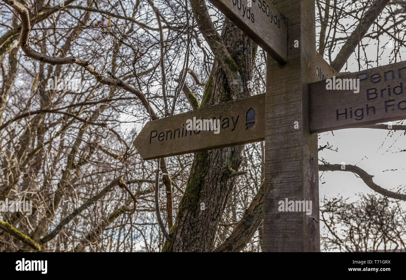 Pennine way signage hi-res stock photography and images - Alamy