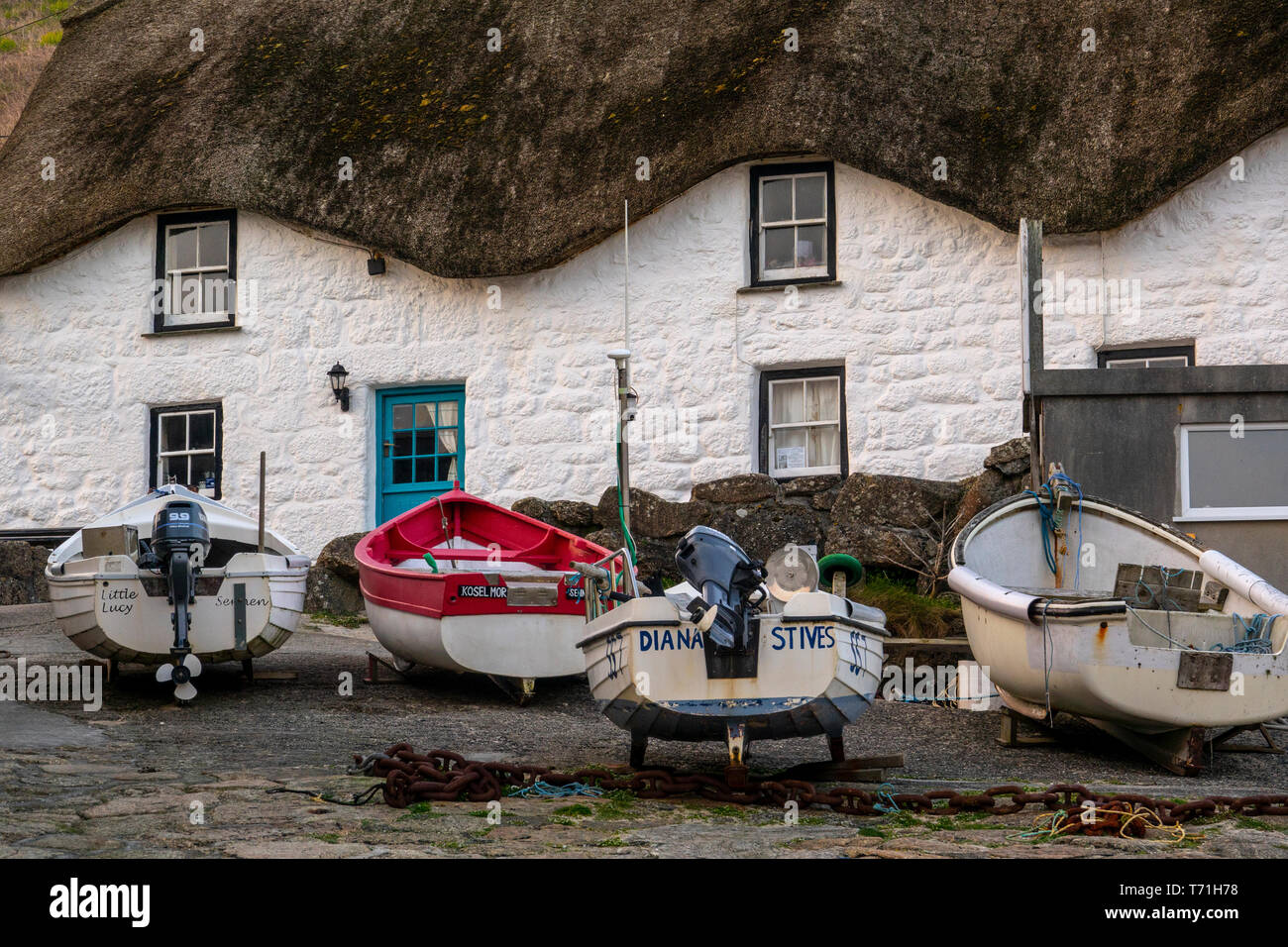 Capstan gallery hi-res stock photography and images - Alamy
