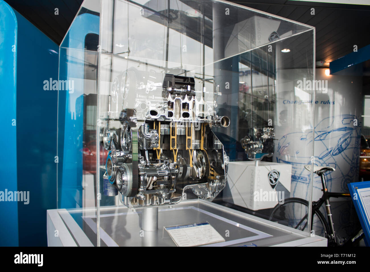 Proton car manufacture hi-res stock photography and images - Alamy