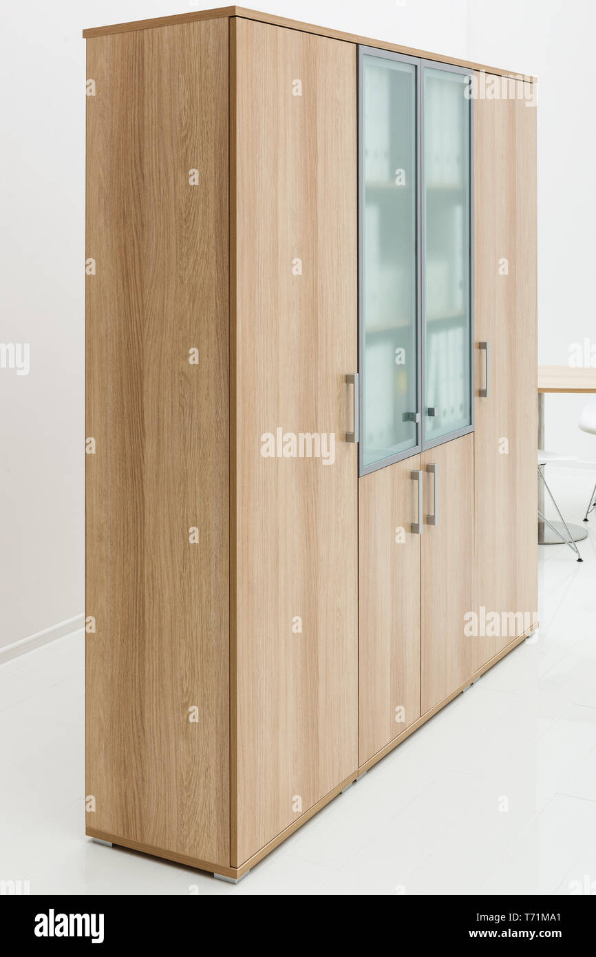 Classroom bookcase hi-res stock photography and images - Alamy