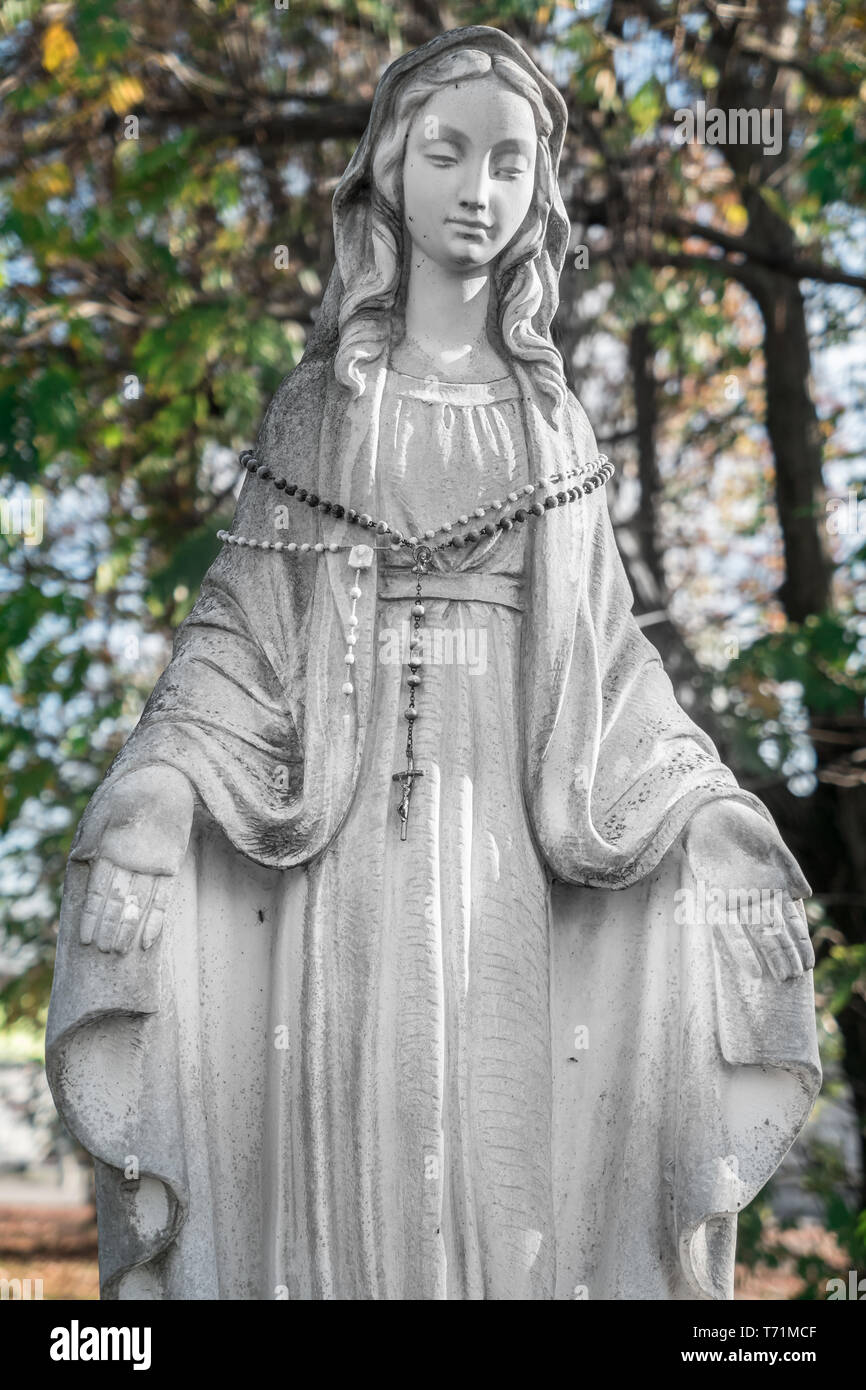 Virgin Mary Statue with open arms Stock Photo - Alamy