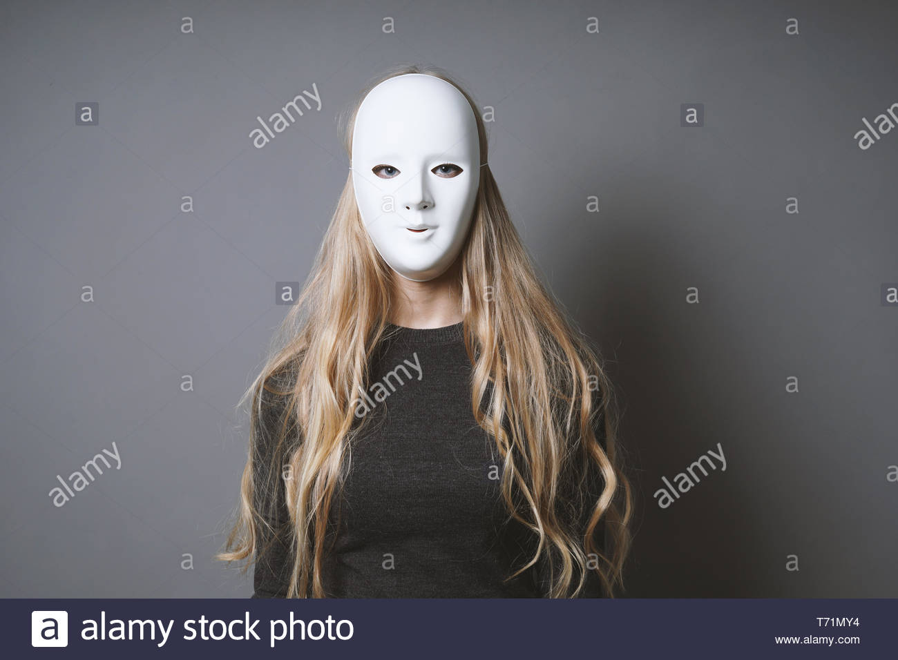 Hiding Identity Stock Photos & Hiding Identity Stock Images - Alamy