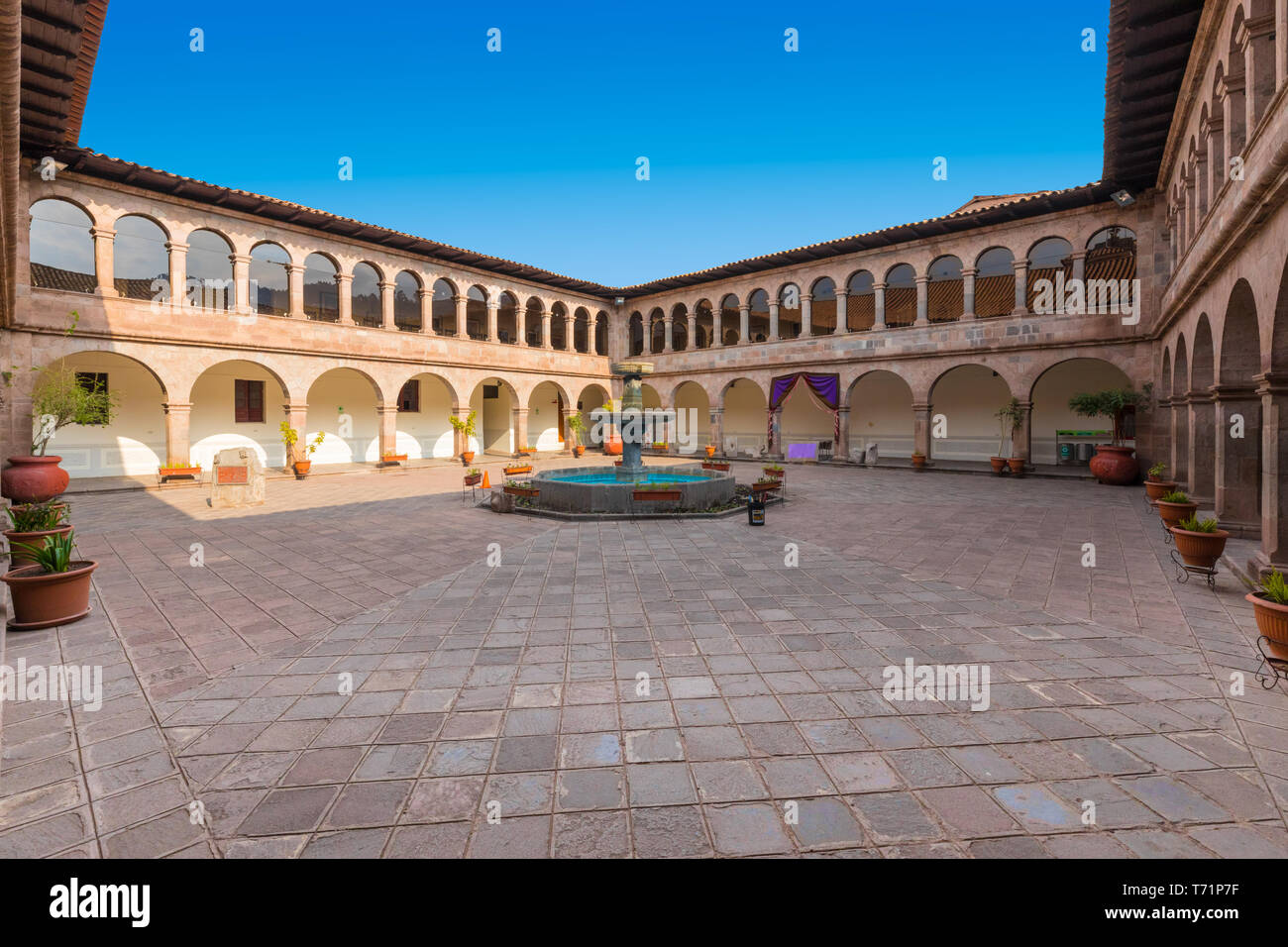 Museum of Contemporary Art Cusco inner courtyard with arcades Stock ...