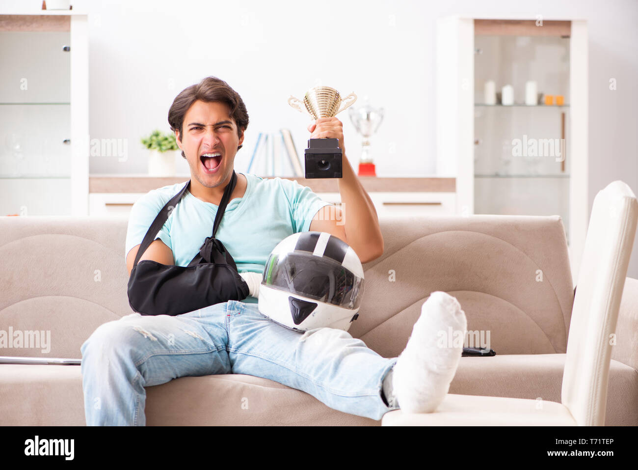 Rider recovery hi-res stock photography and images - Alamy