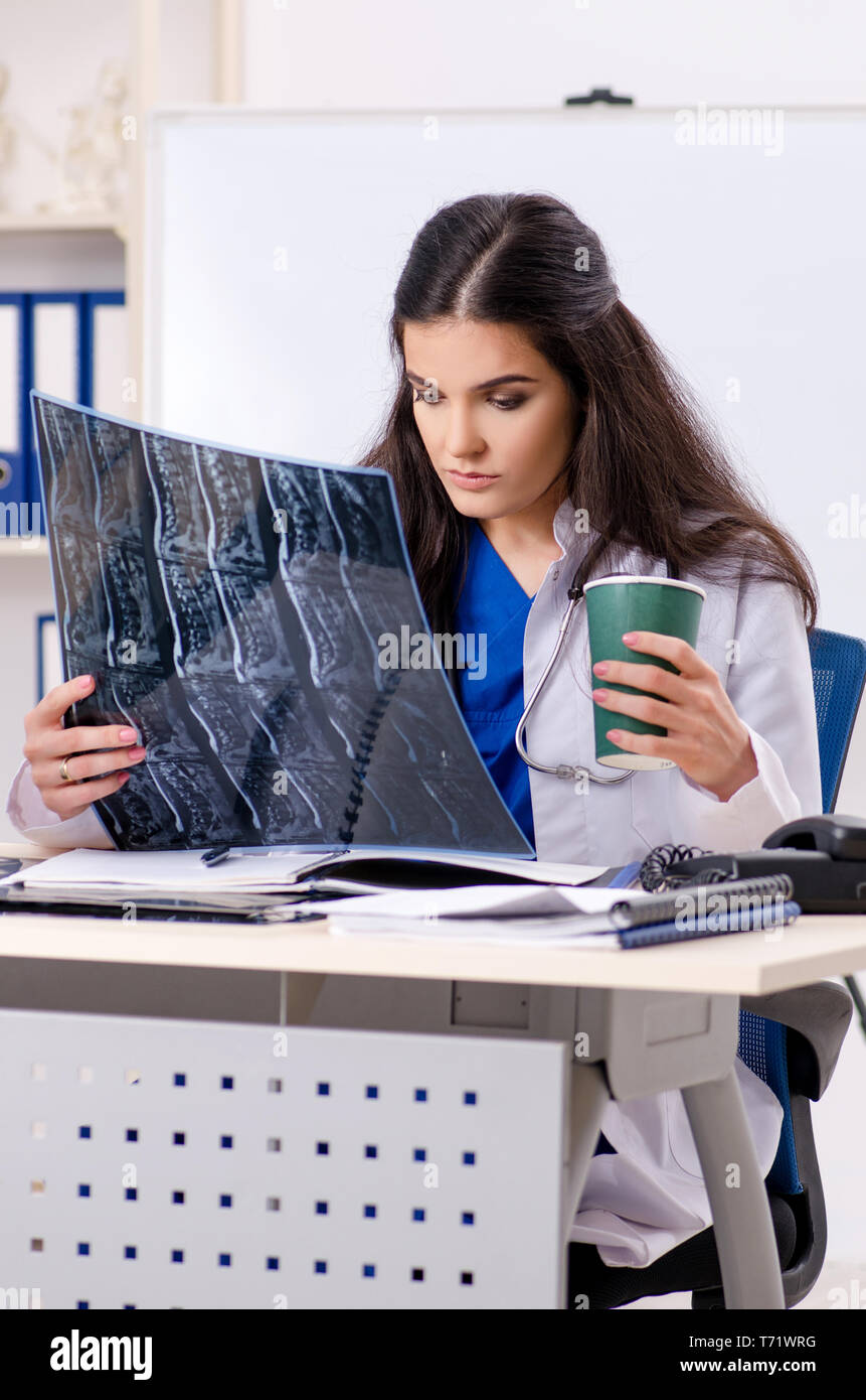 Female doctor radiologist working in the clinic Stock Photo - Alamy