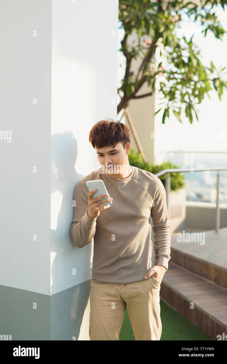 Stading man hi-res stock photography and images - Alamy