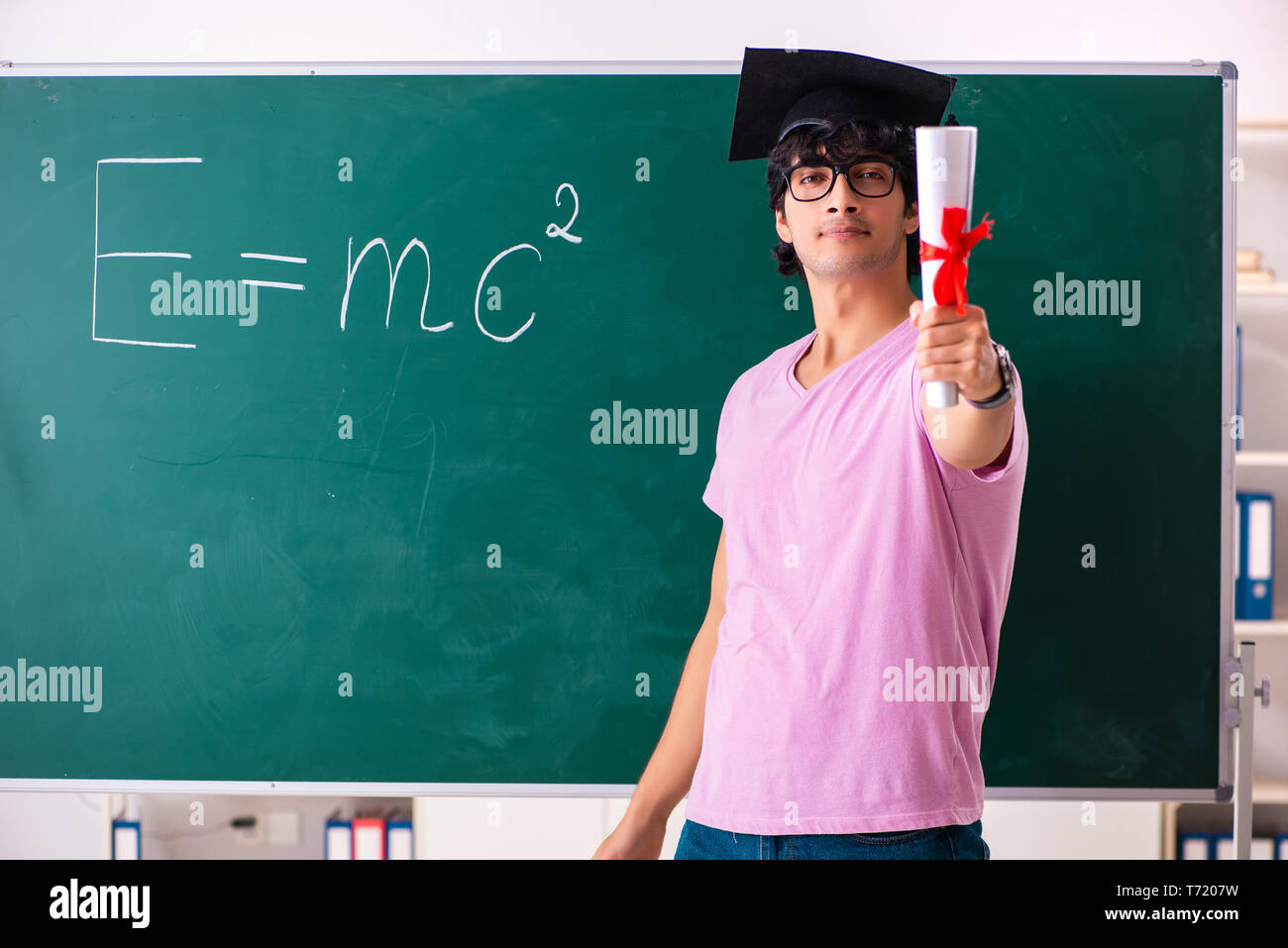 Scientist graduation diploma hi-res stock photography and images - Alamy