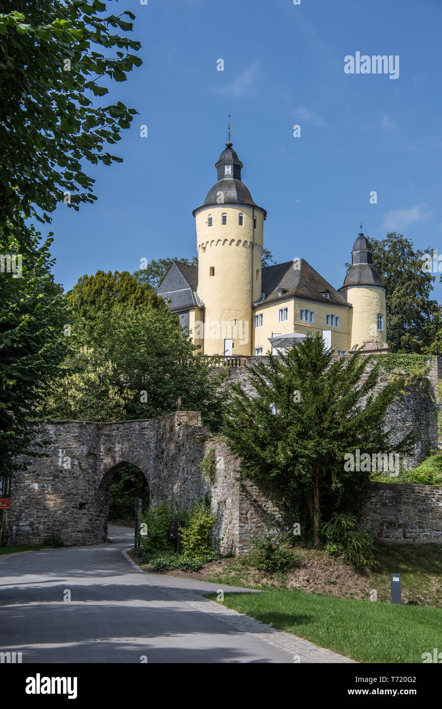 Schloss homburg hi-res stock photography and images - Alamy