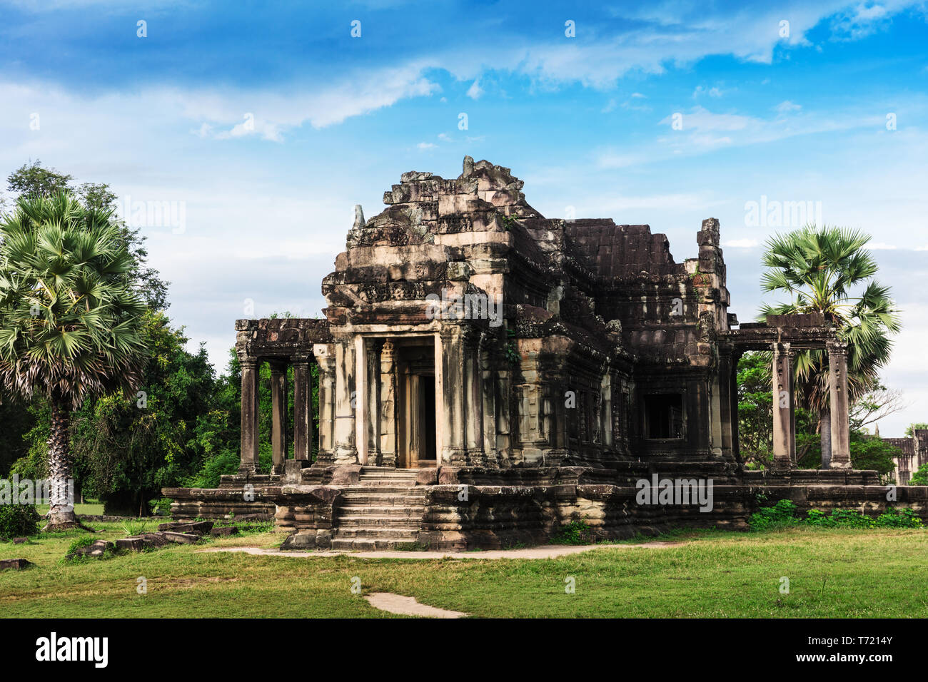 building at Angkor Wat Stock Photo - Alamy