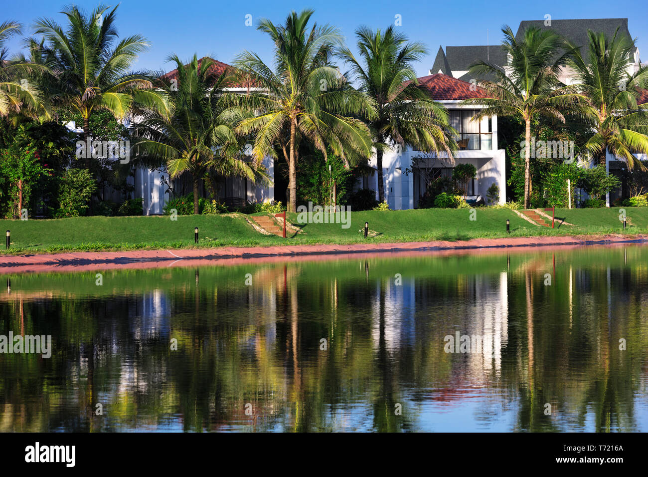 Beautiful villas hi-res stock photography and images - Alamy