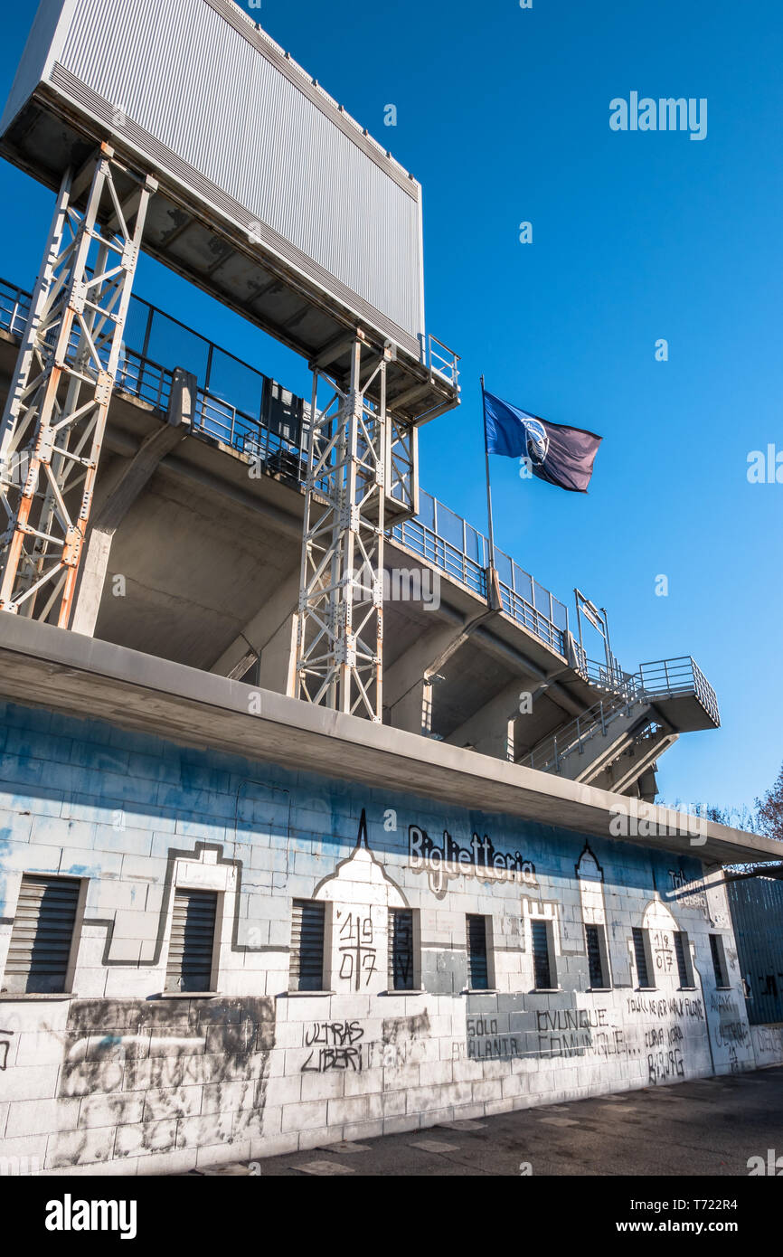 Italy football stadium tribune hi-res stock photography and images - Alamy