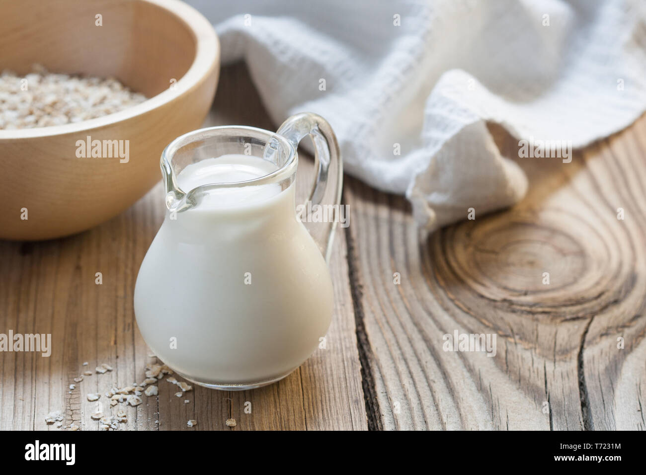 Small milk jug hi-res stock photography and images - Alamy