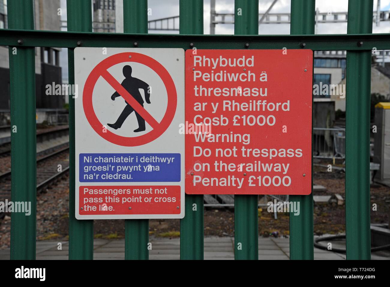 Bi lingual railway trespass warning sign at Cardiff Central sign in ...
