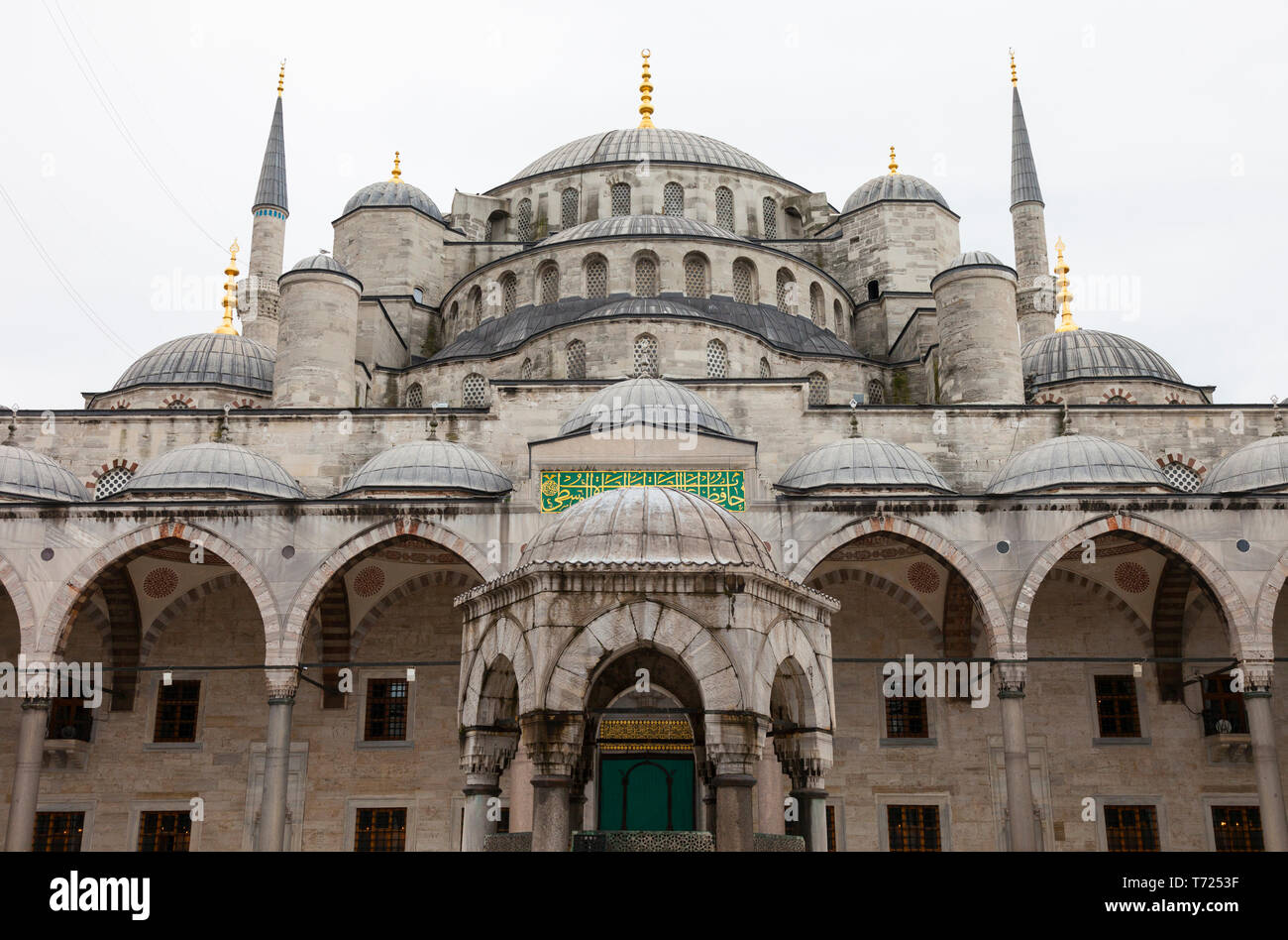 Mezquita azul estambul hi-res stock photography and images - Alamy