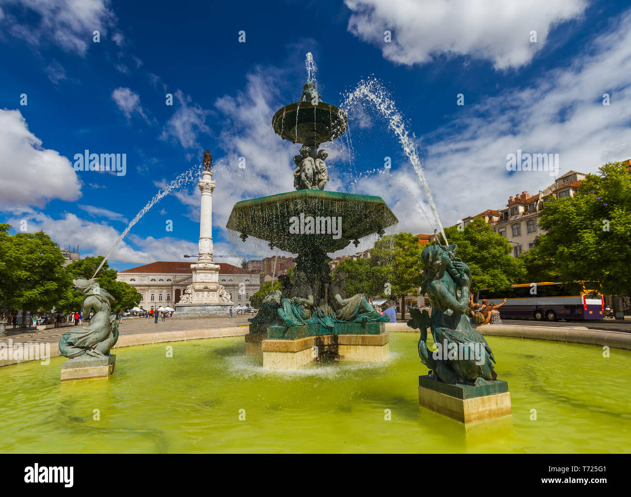 Fountain lisbon hi-res stock photography and images - Alamy