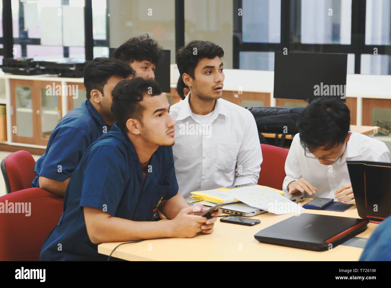 Groups of Thai Computer Engineering students at Assumption University ...