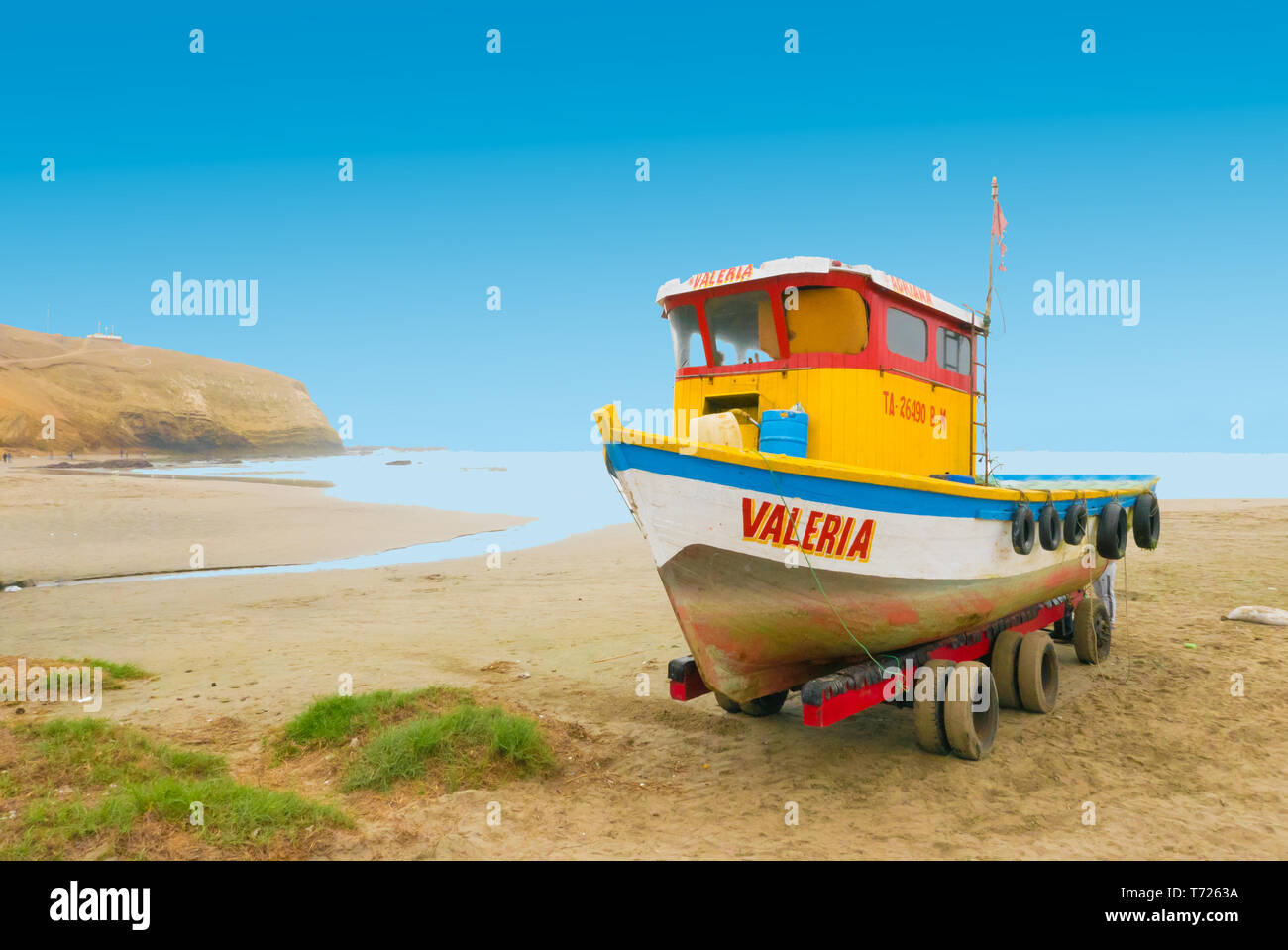 boat on the beach Trujillo Peru Stock Photo - Alamy