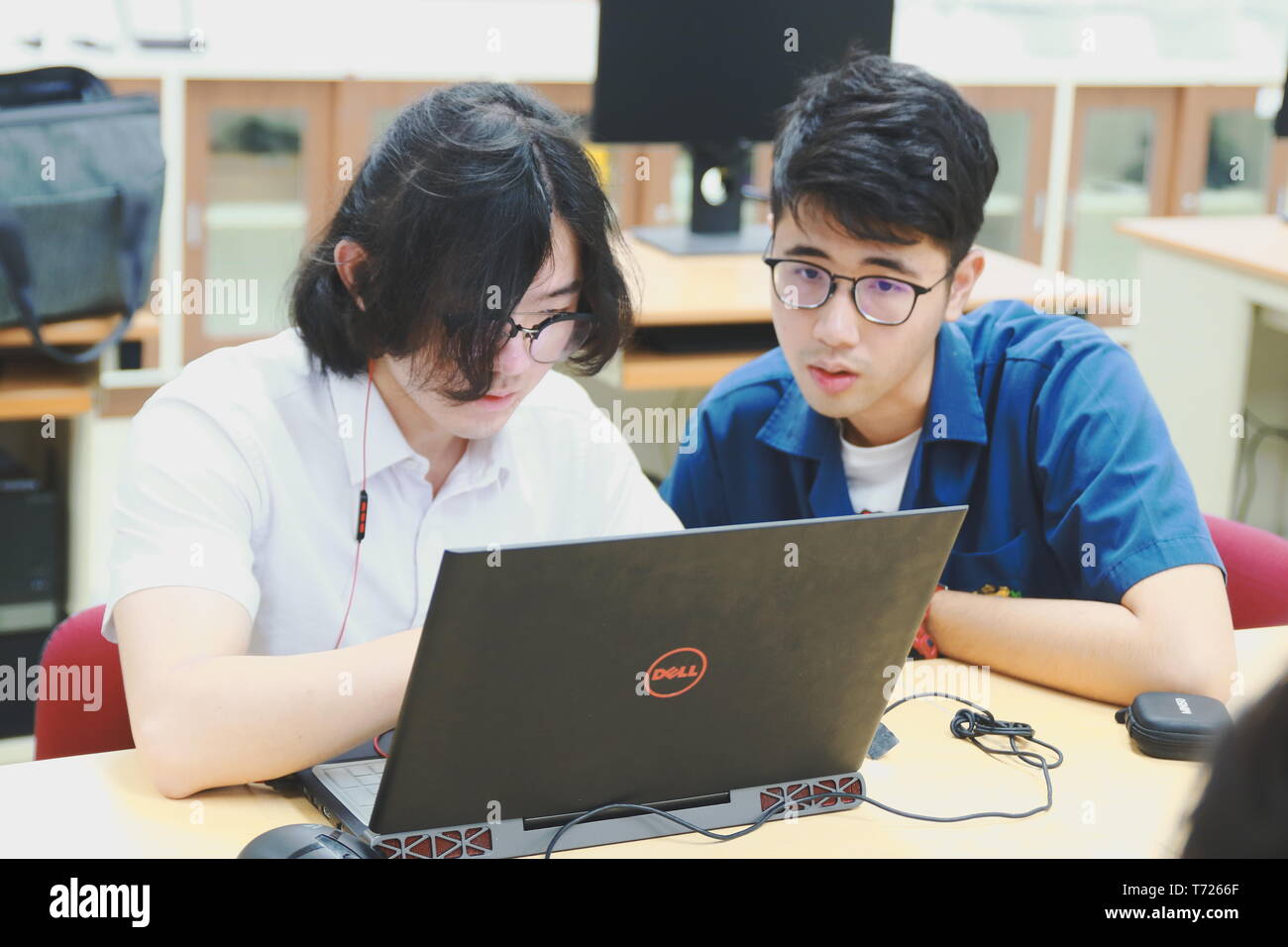 Chinese class engineering hi-res stock photography and images - Alamy