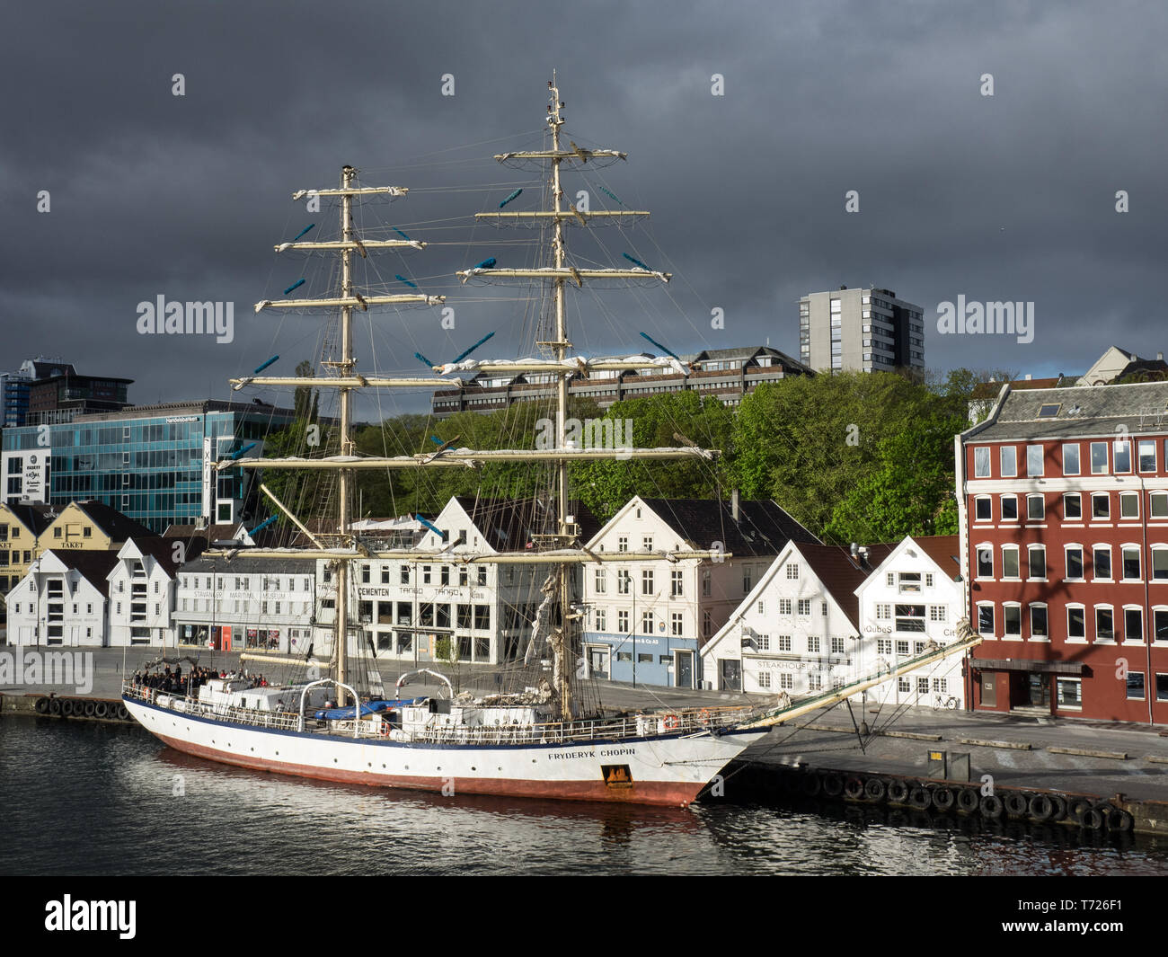 the harbor of stavanger Stock Photo - Alamy